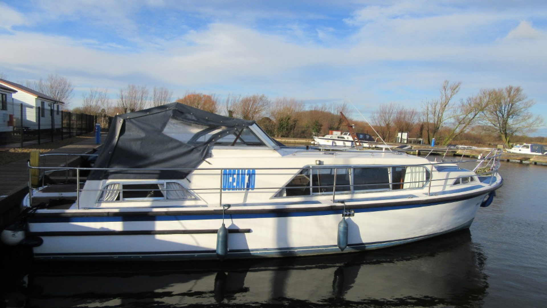 Ocean 30 - Kay Em - Waterside Marine Sales