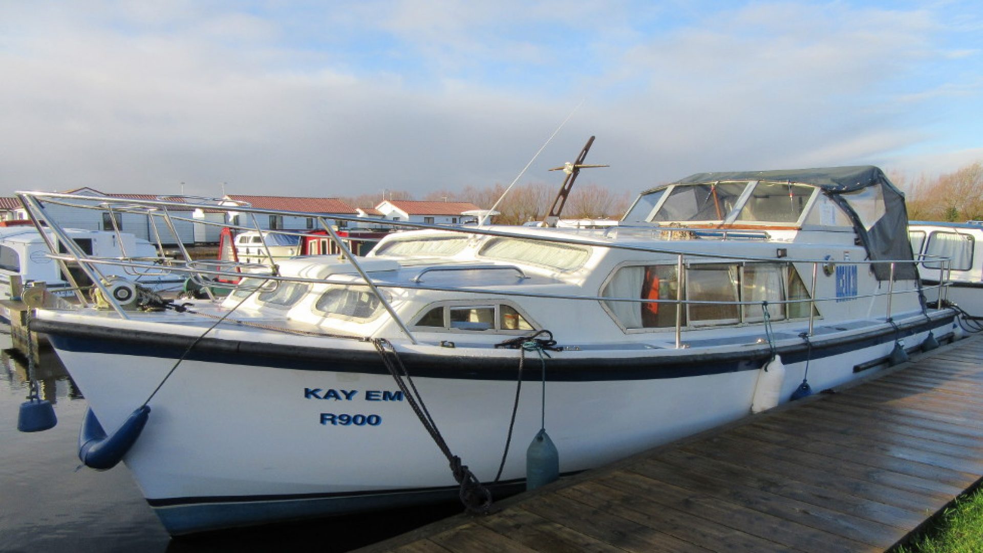 Ocean 30 - Kay Em - Waterside Marine Sales