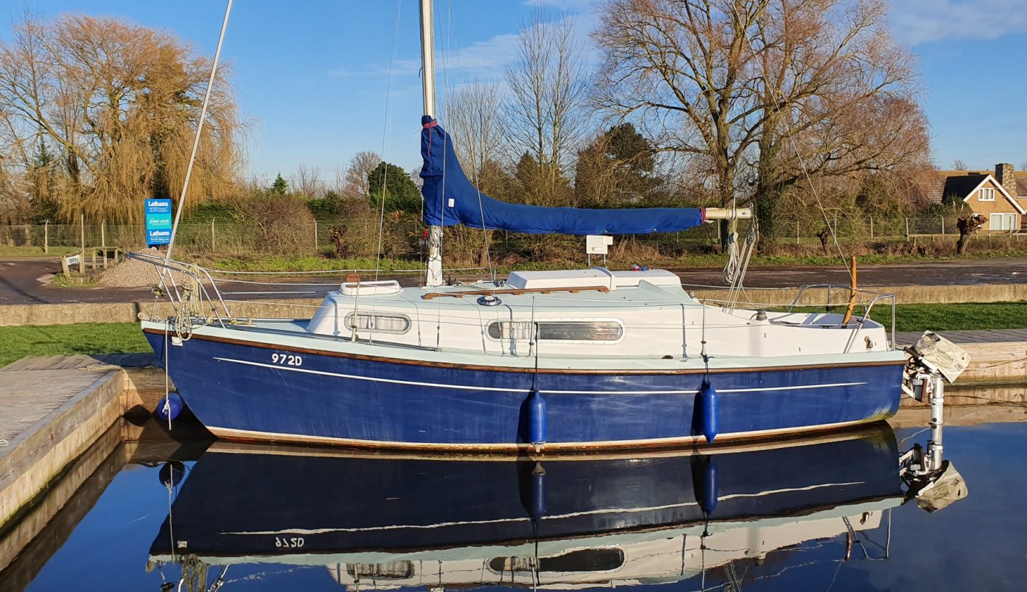 Snapdragon 747 - Bonnie - Waterside Marine Sales