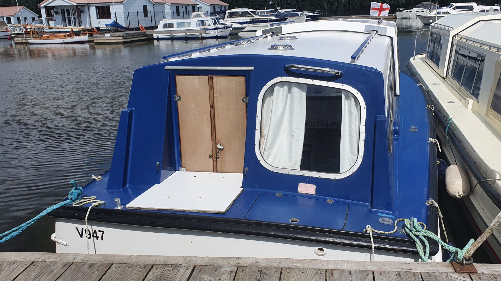 Hampton Safari - Little Gem - Waterside Marine Sales