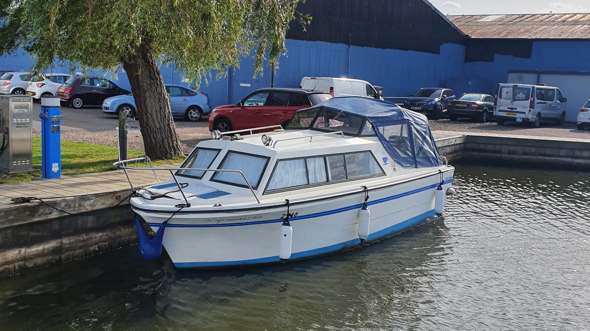 Viking 20 - 1st Up Makes Tea - Waterside Marine Sales