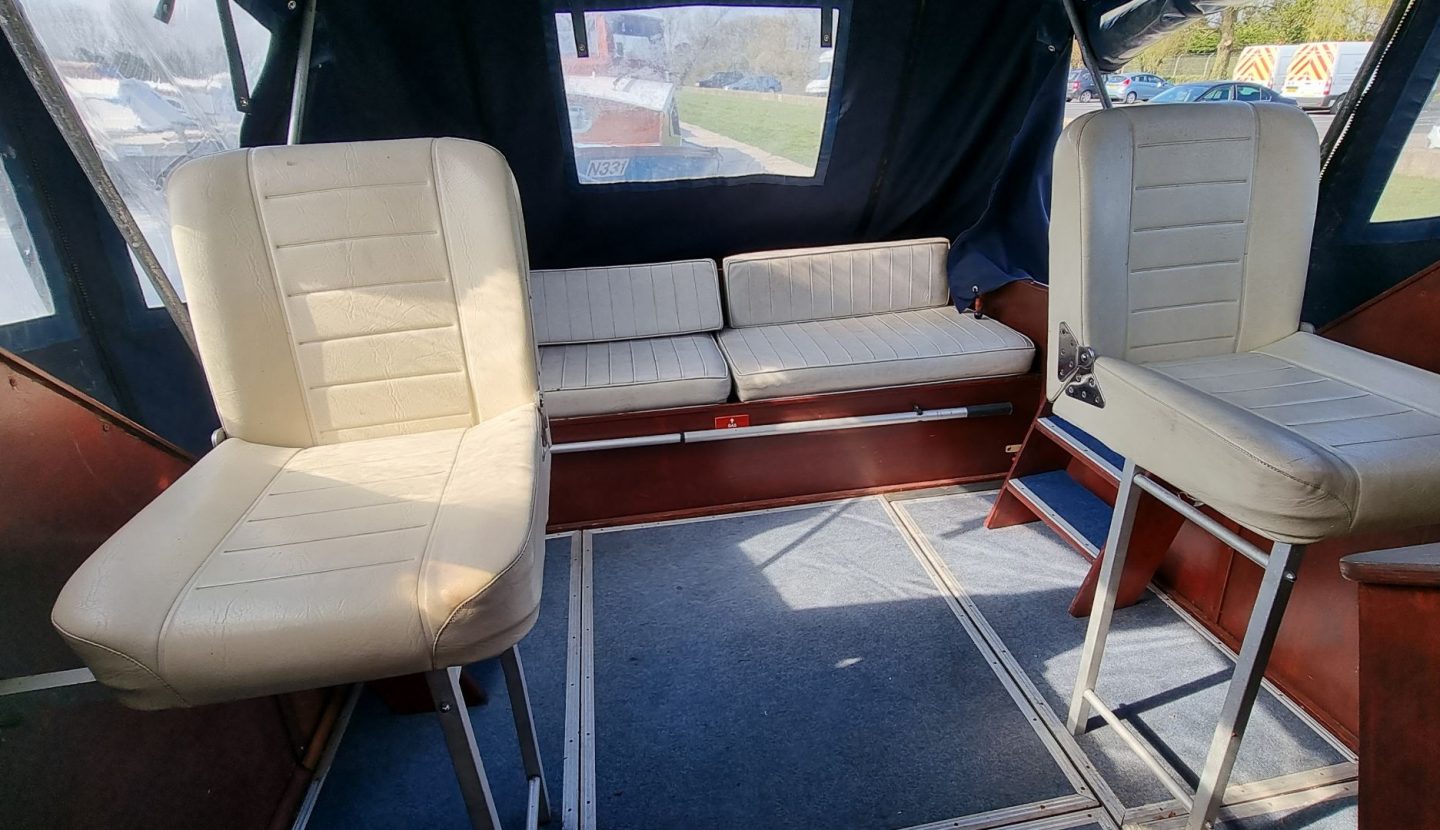 Seamaster 813 - Seaway - Waterside Marine Sales
