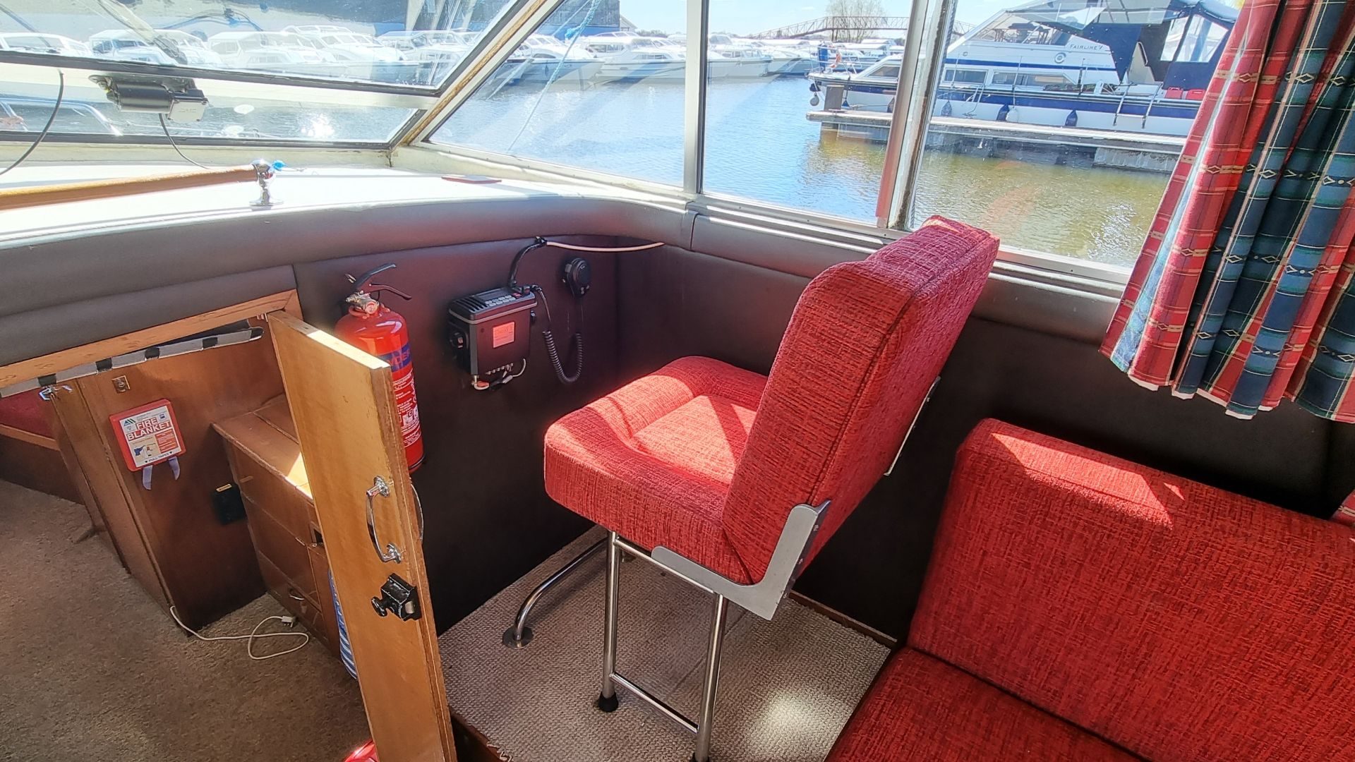 Freeman 33 Sedan - Free Spirit - Waterside Marine Sales