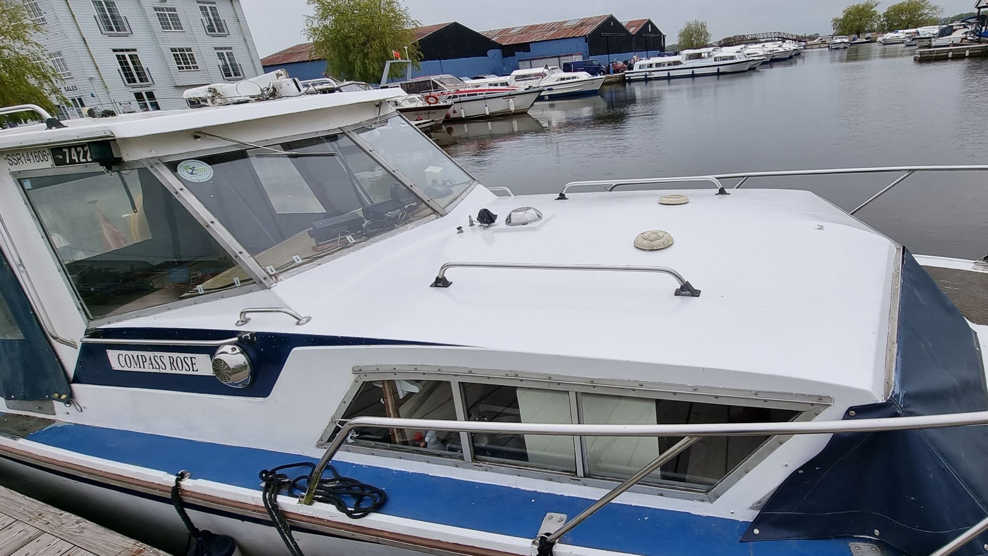 Seamaster 25 - Compass Rose - Waterside Marine Sales