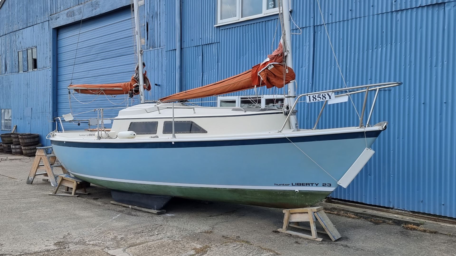 Hunter Liberty 23 - Laissez Faire - Waterside Marine Sales