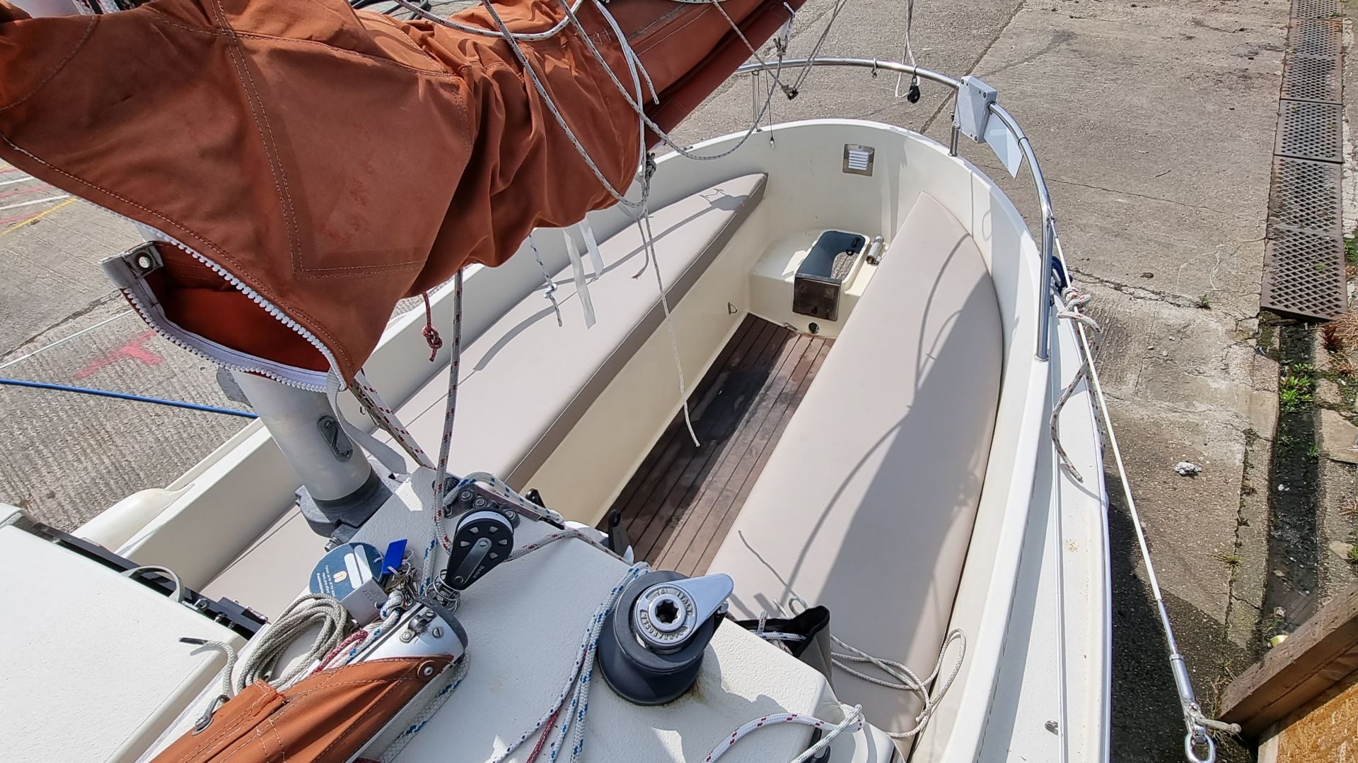 Hunter Liberty 23 - Laissez Faire - Waterside Marine Sales