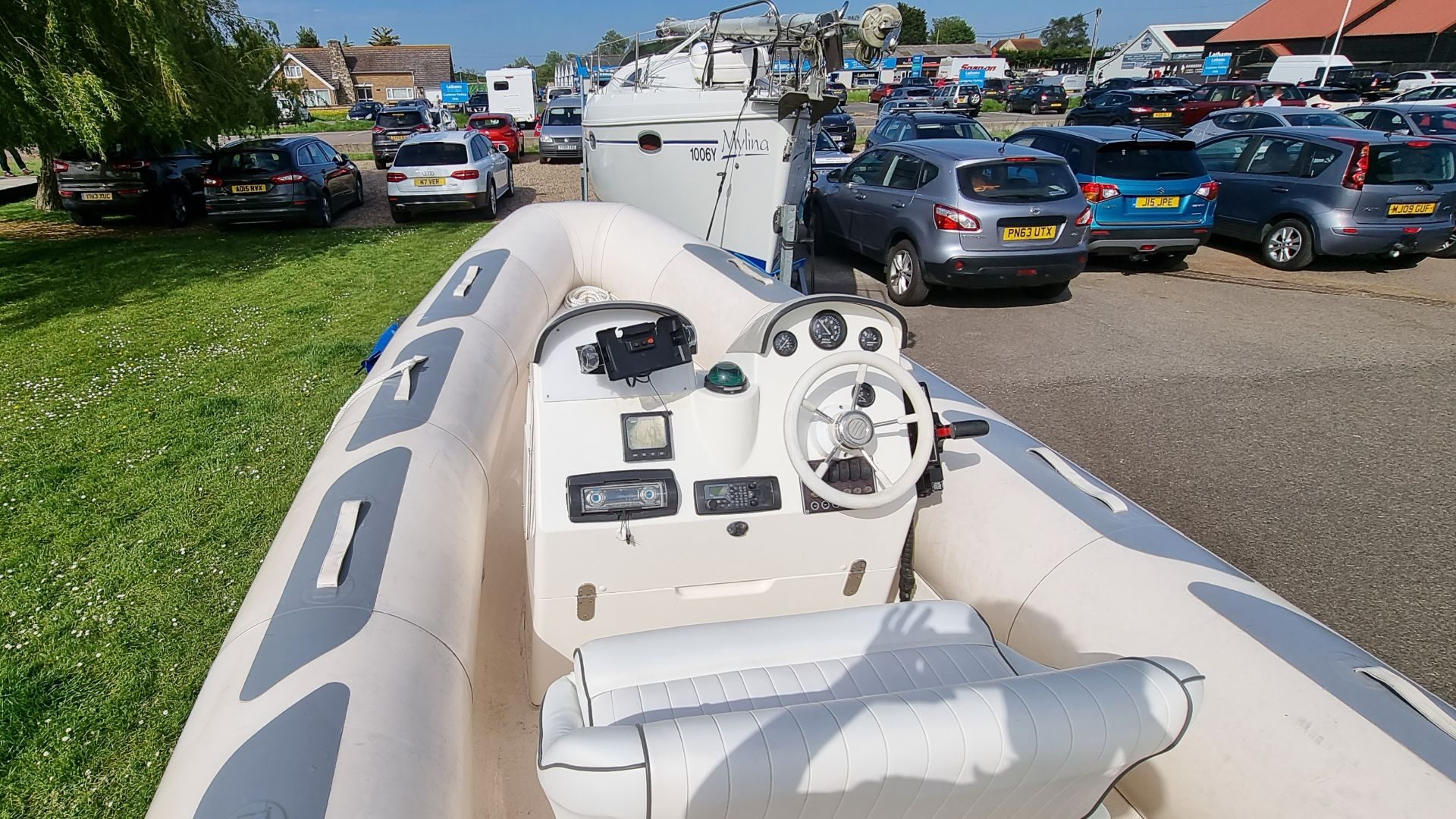 Avon Adventure D5.6 - Salty - Waterside Marine Sales