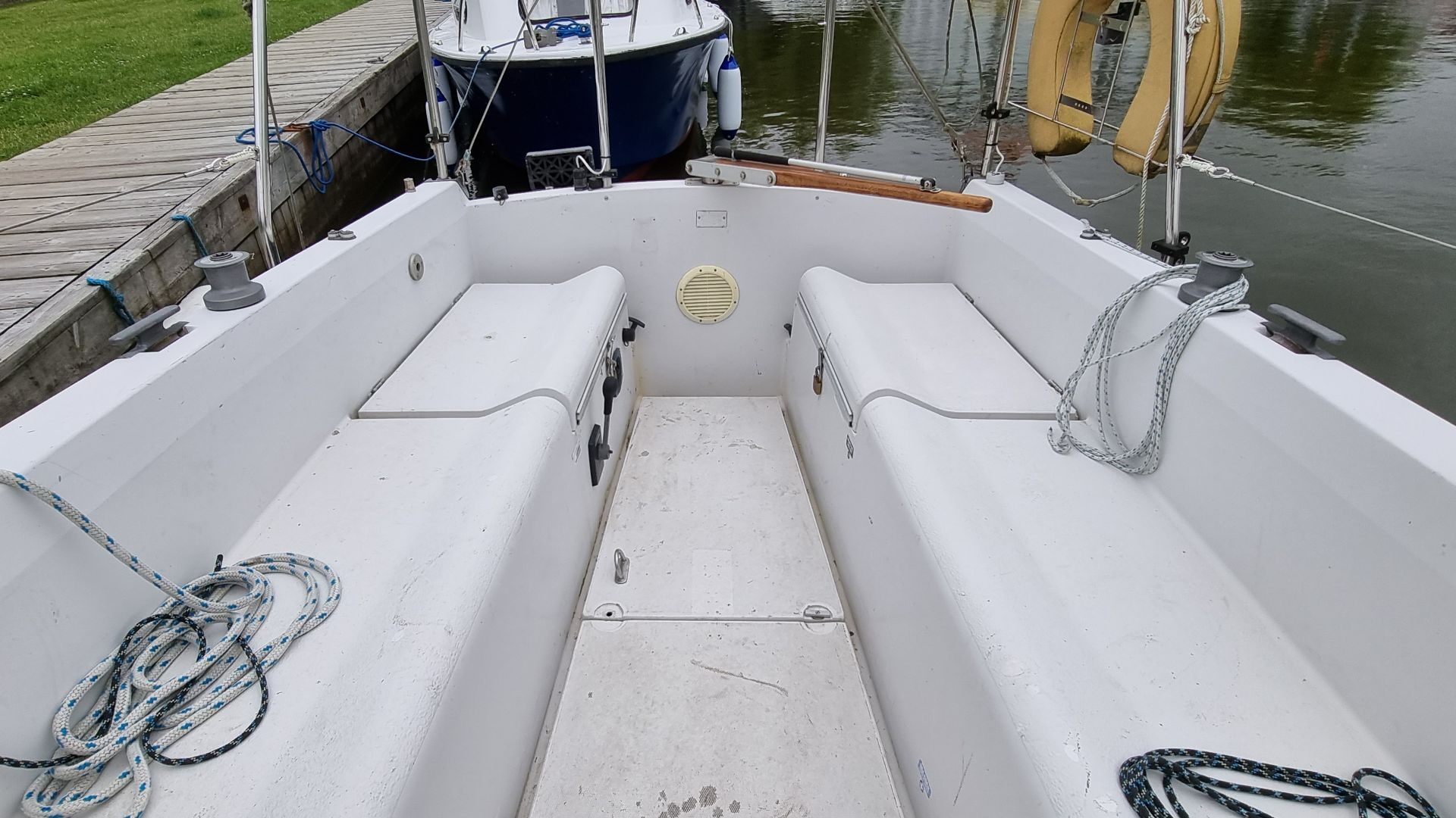 Pegasus 800 - Boozy Boo - Waterside Marine Sales