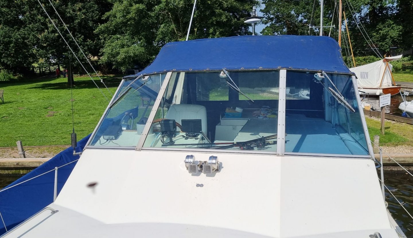 Fairline Phantom 32 - Aramanda - Waterside Marine Sales