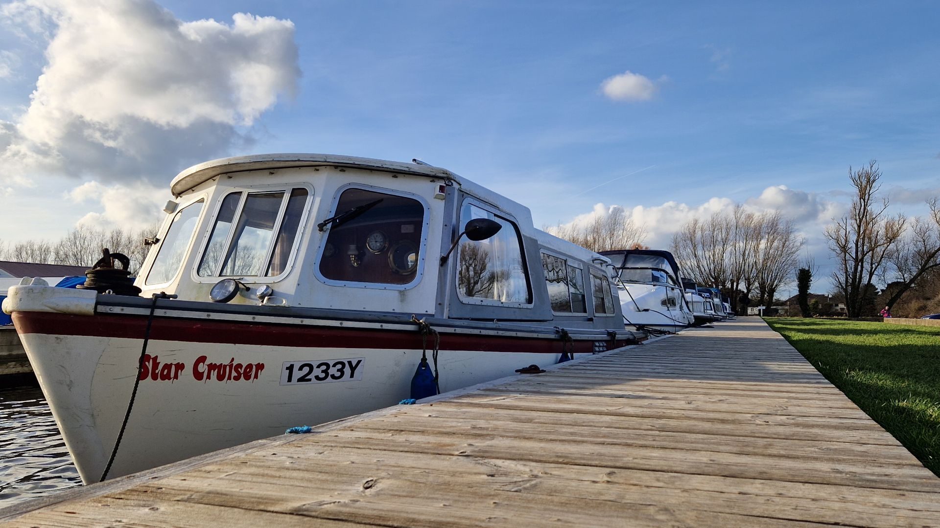 Hampton Safari - Star Cruiser - Waterside Marine Sales