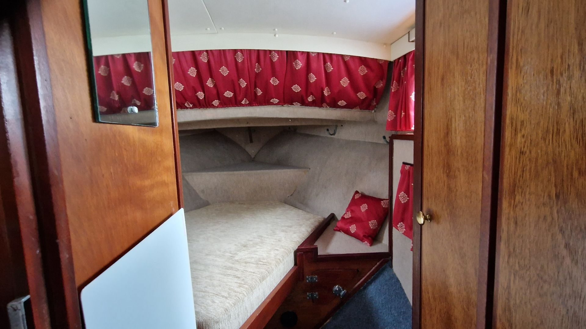 Alpha 31 - Raven - Waterside Marine Sales