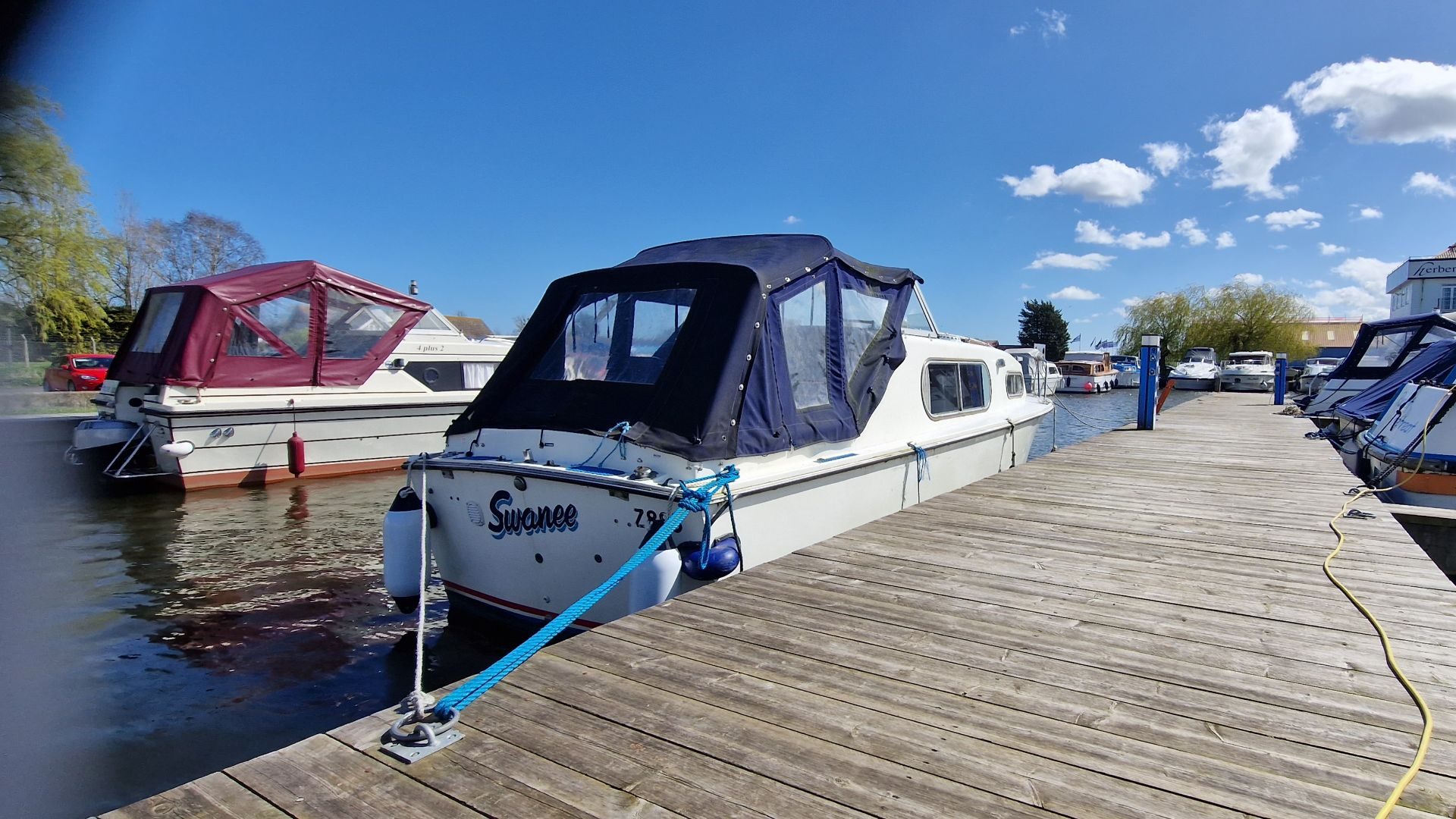 Freeman 23 - Waterside Marine Sales