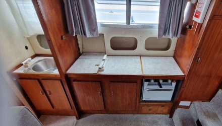 Seamaster 813 - Adagio - Waterside Marine Sales