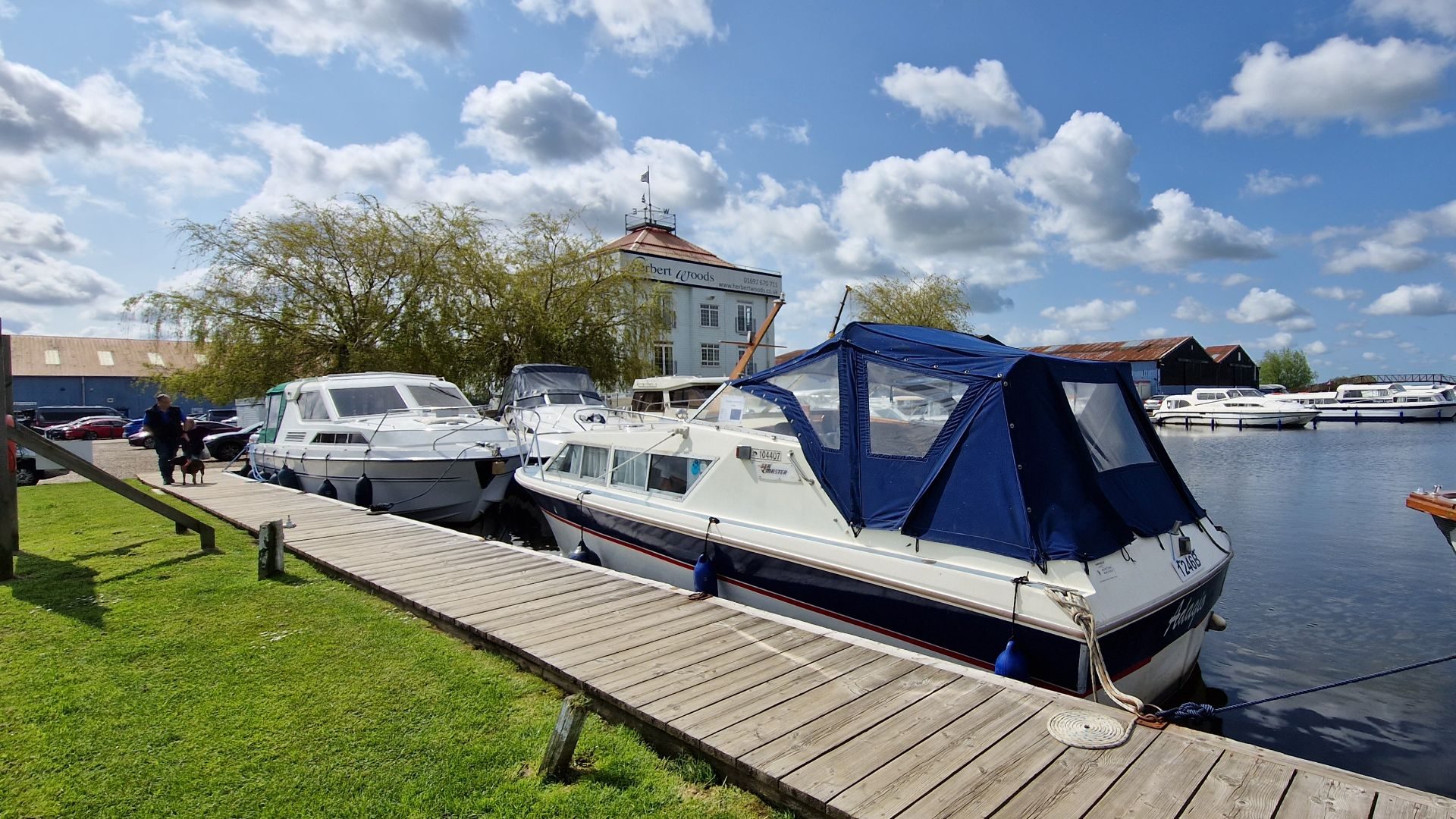 Seamaster 813 - Adagio - Waterside Marine Sales