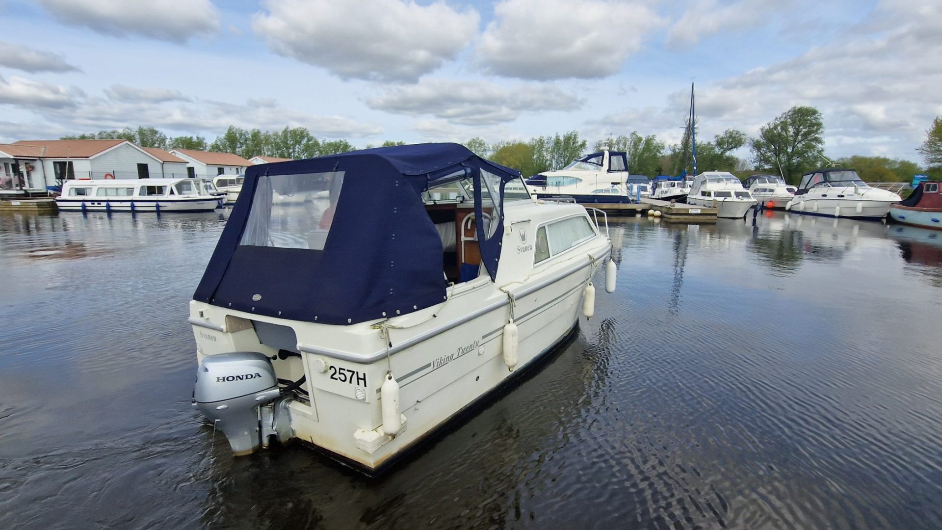 Viking 20 - Svanen - Waterside Marine Sales