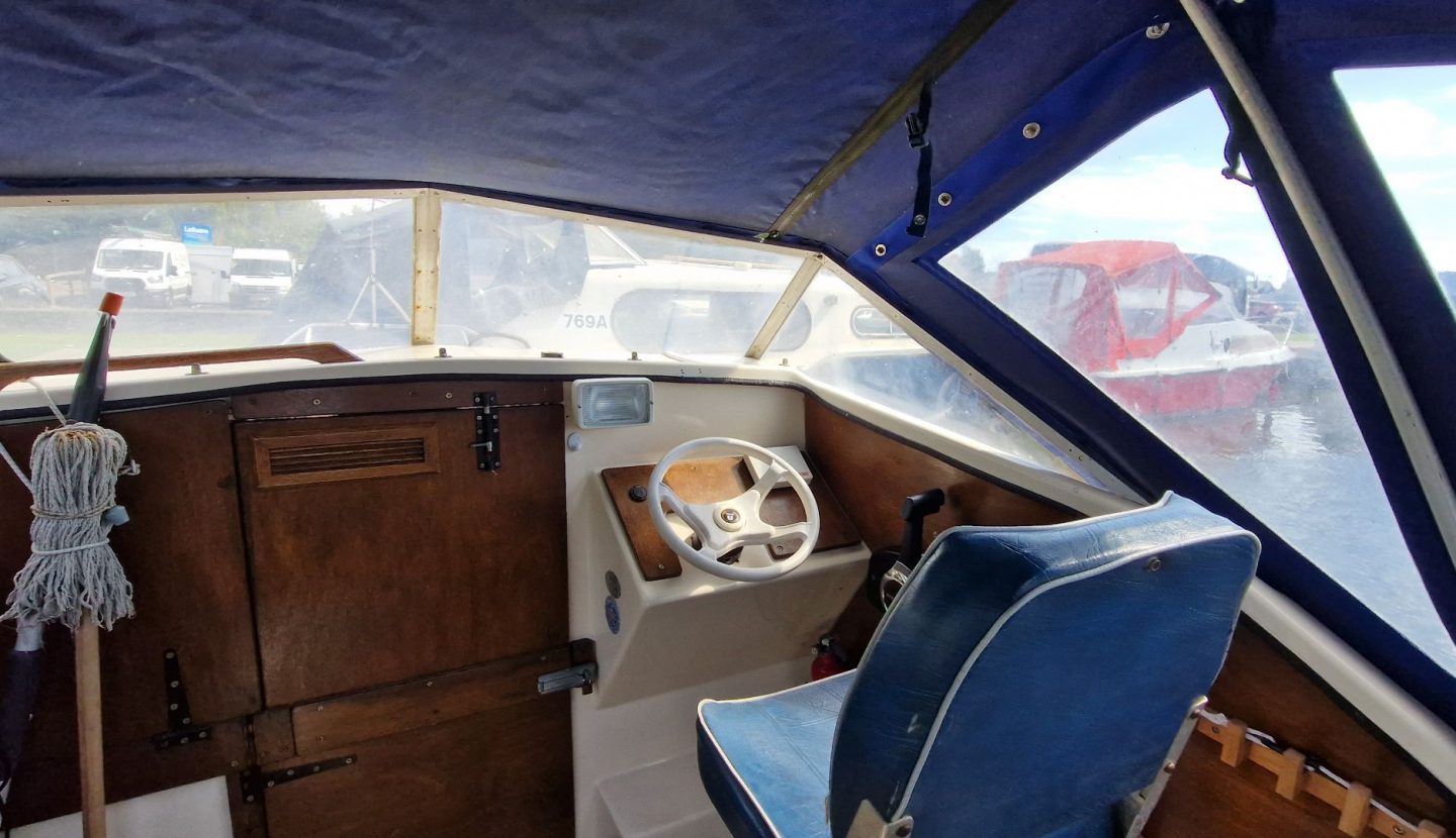 Shetland 570 - Solaris - Waterside Marine Sales