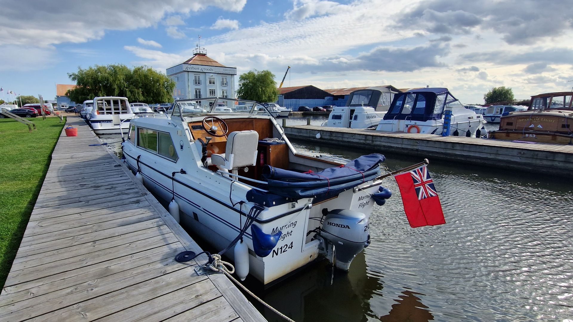 Viking 23 - Morning Flight - Waterside Marine Sales