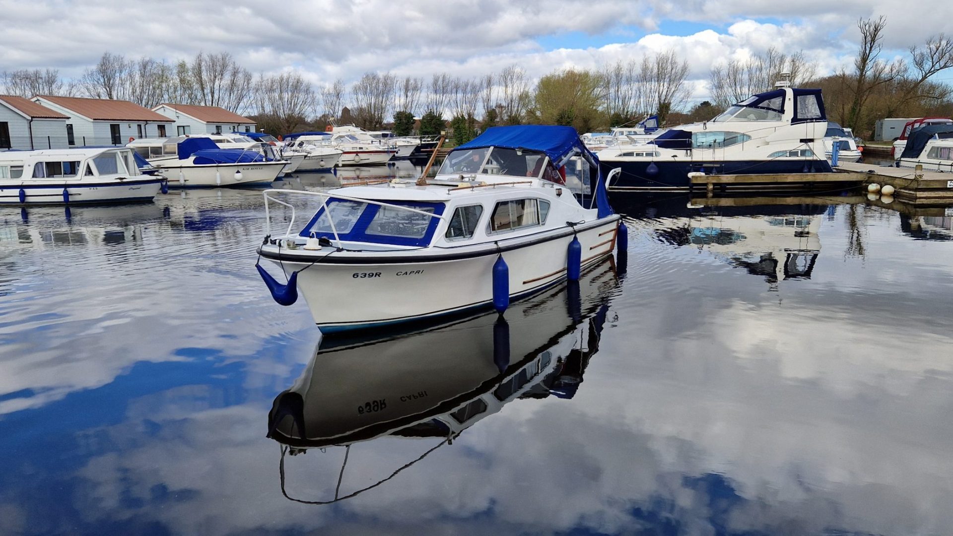 Seamaster 27 Capri - Waterside Marine Sales