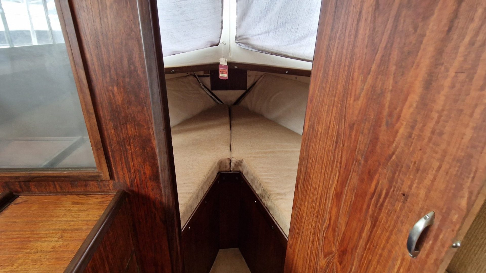 RLM 32 - Nevenka - Waterside Marine Sales