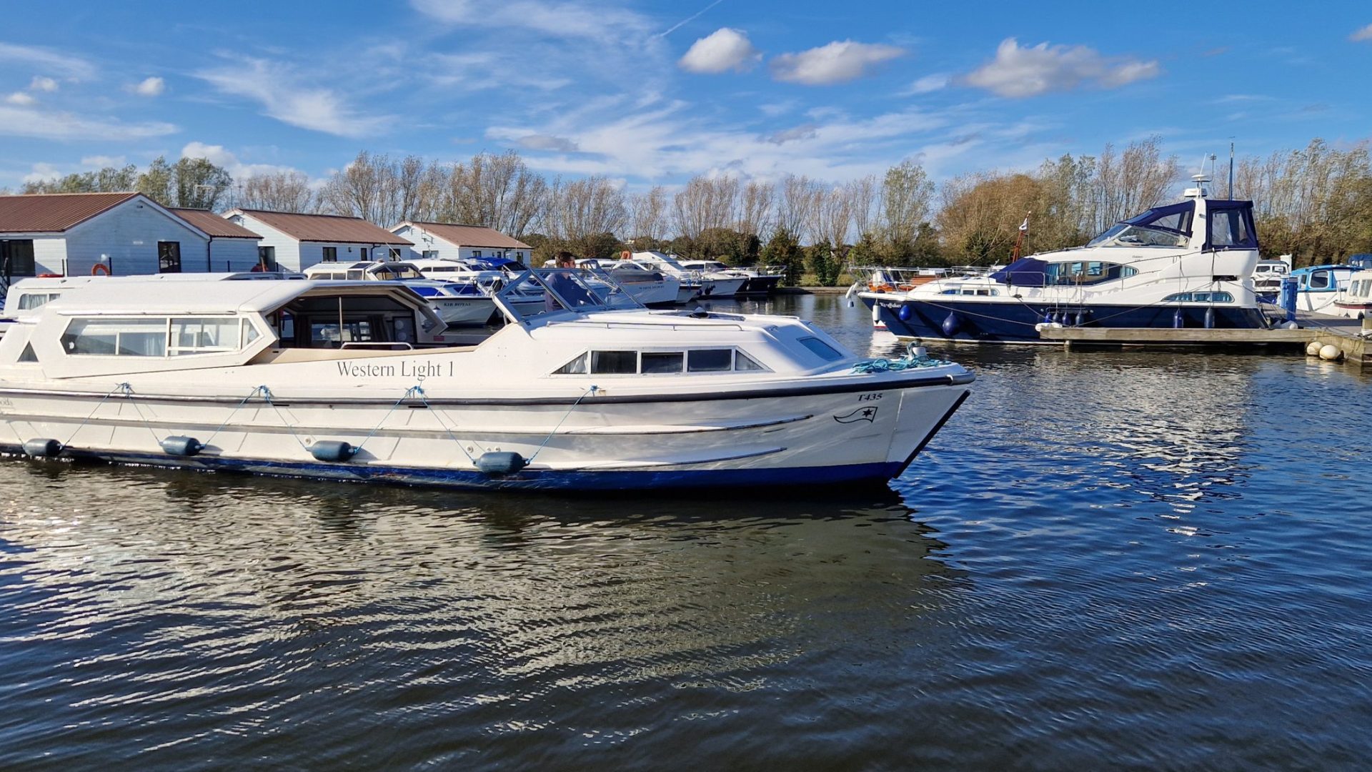 Connoisseur Commadore - Western - Waterside Marine Sales