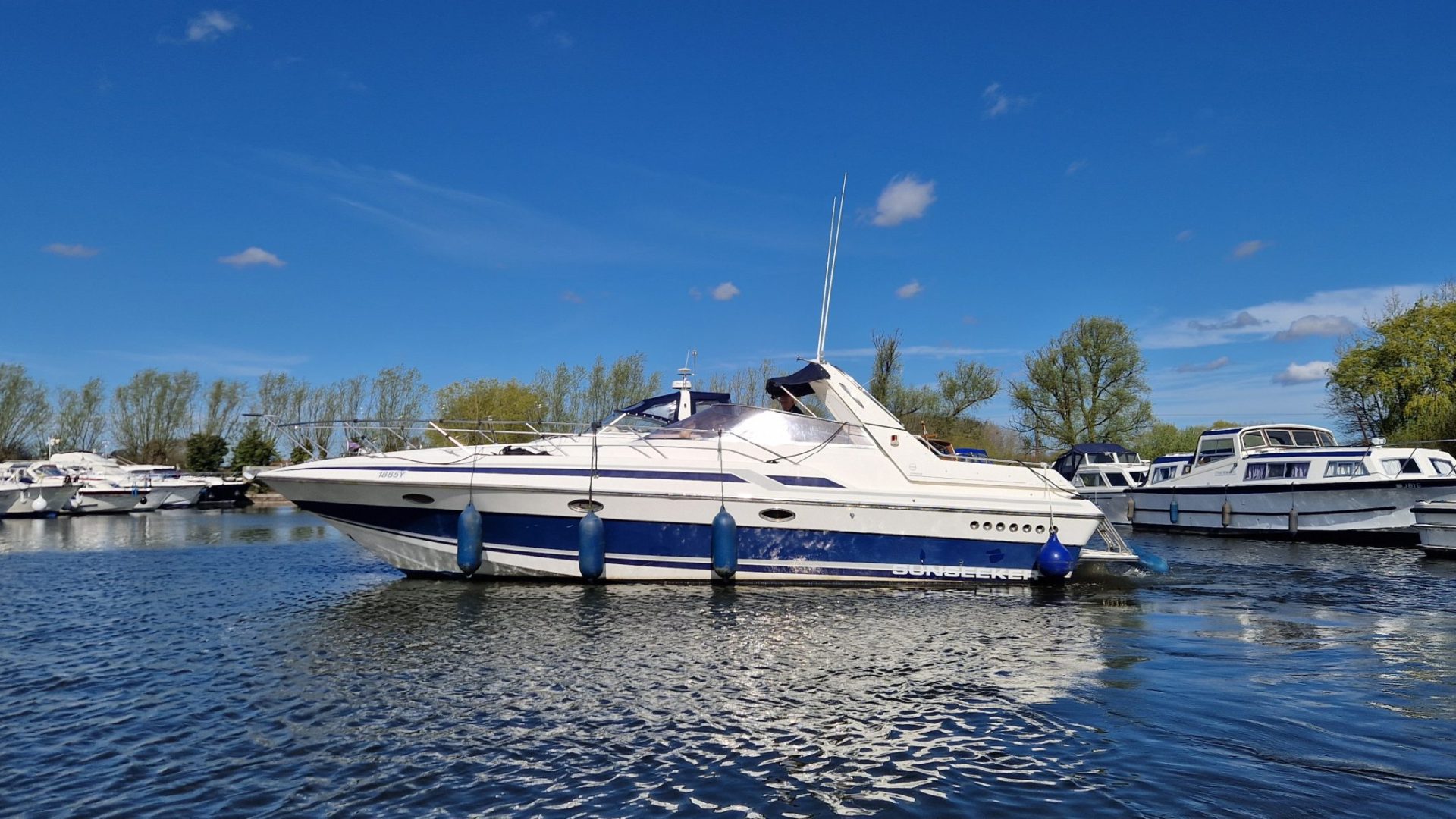 SUNSEEKER MARTINIQUE 36 - LEGEND - Waterside Marine Sales
