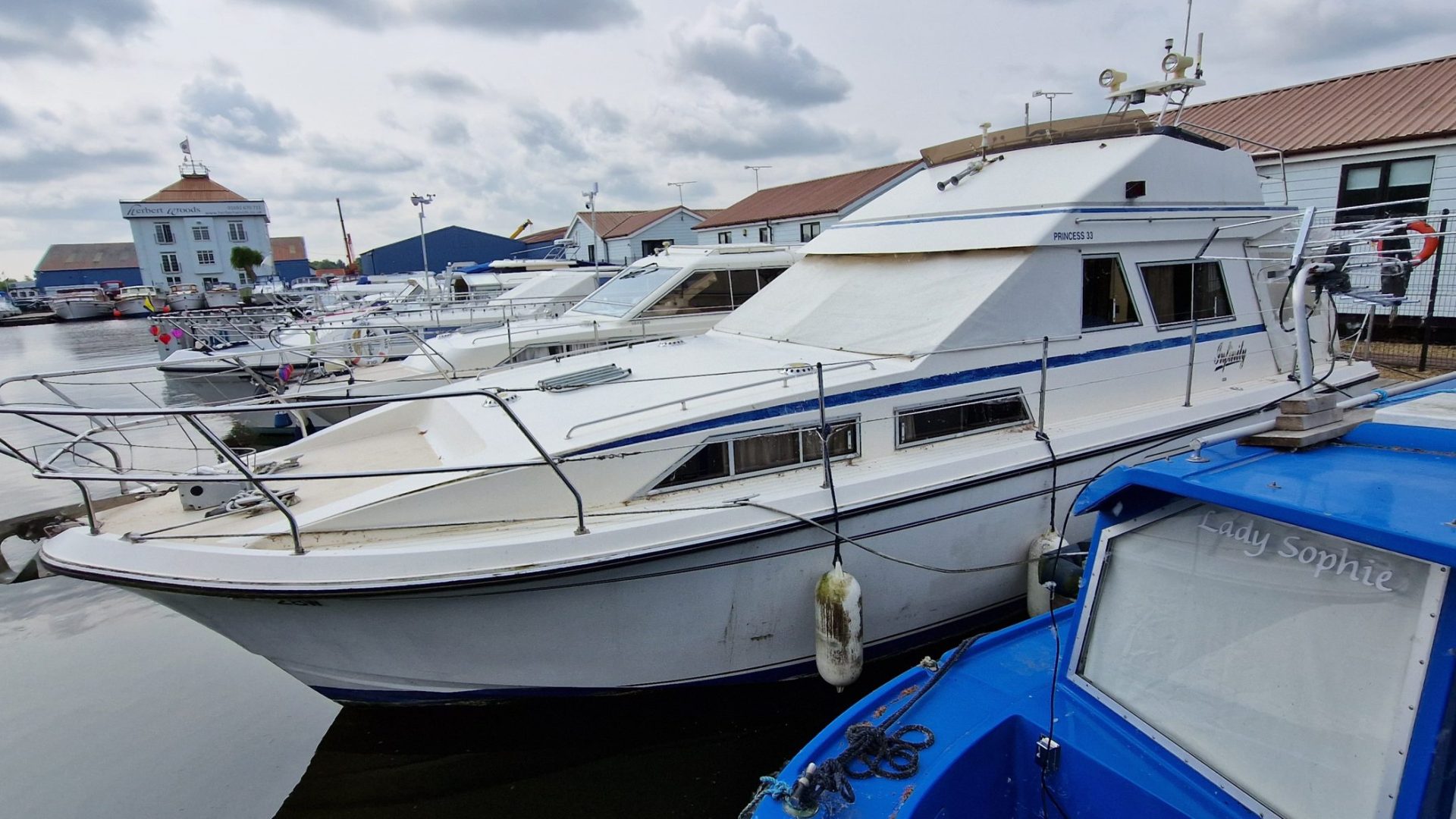 Princess 33 - Fly Bridge - Infinity - Waterside Marine Sales