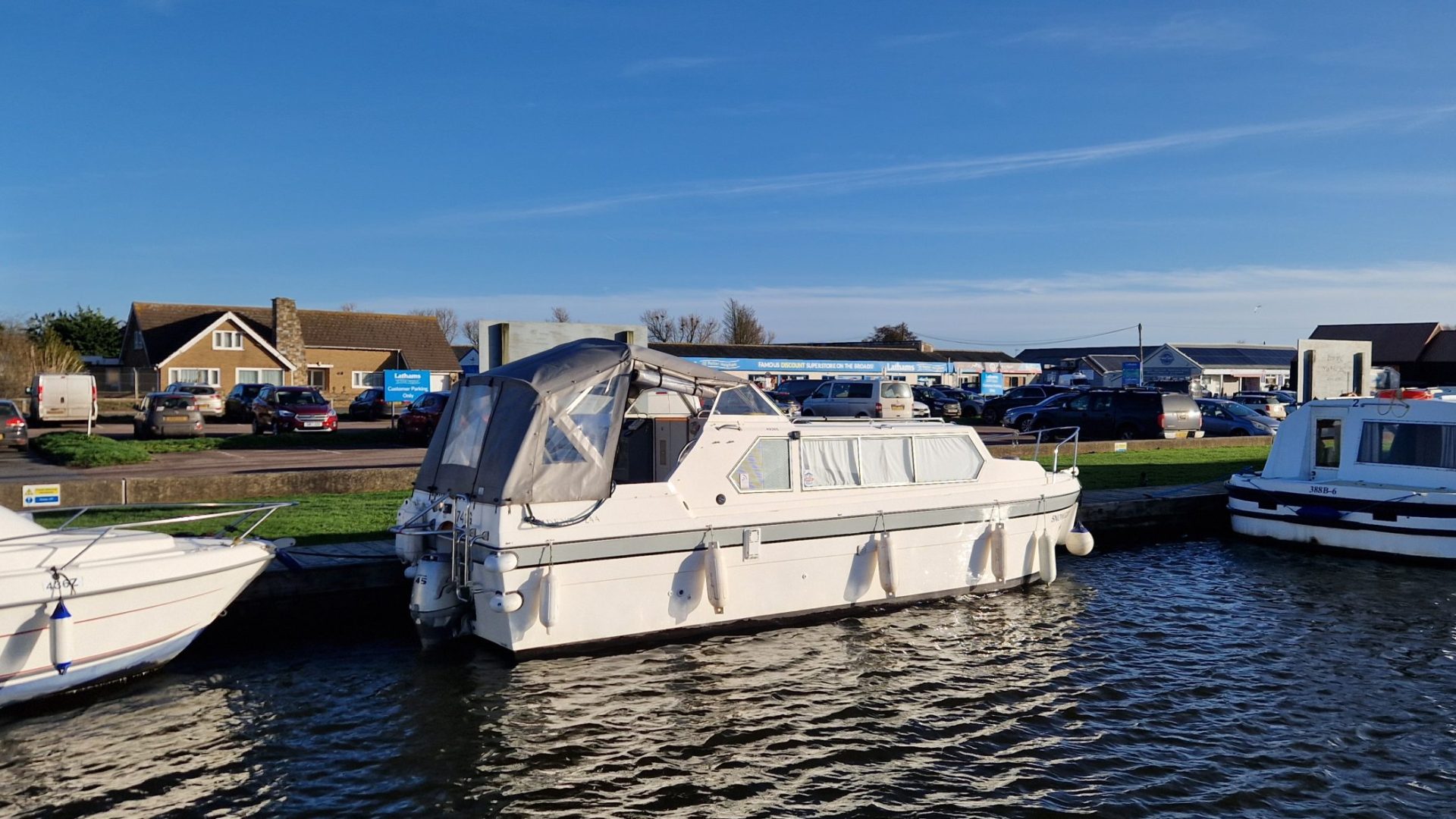Tri-Star 24 - Snow Goose - Waterside Marine Sales